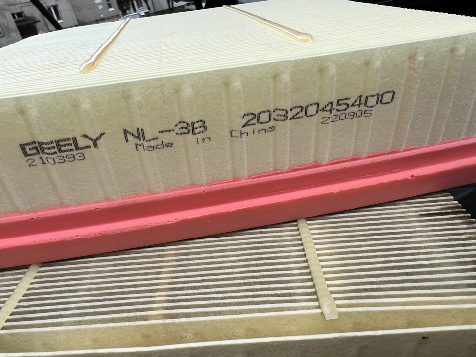 Замена фильтра салона и воздушного фильтра двигателя. — Geely Atlas Pro ...