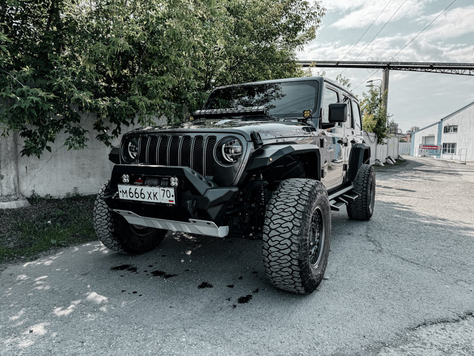 Навели красоту — Jeep Wrangler (JL), 2 л, 2020 года | тюнинг | DRIVE2