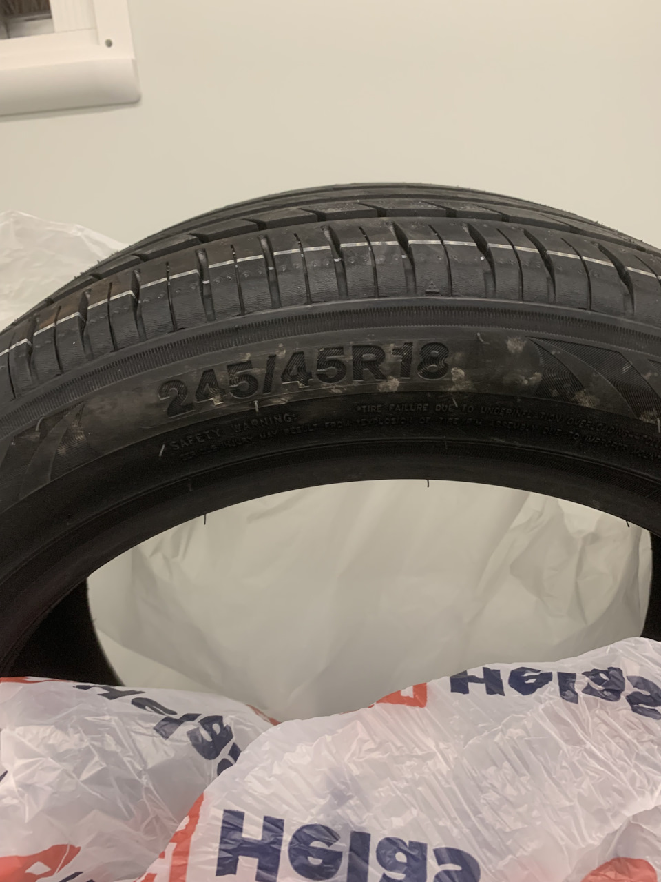 Летняя резина Triangl TH201 245/45 R18 100Y — Opel Insignia (1G), 2 л ...