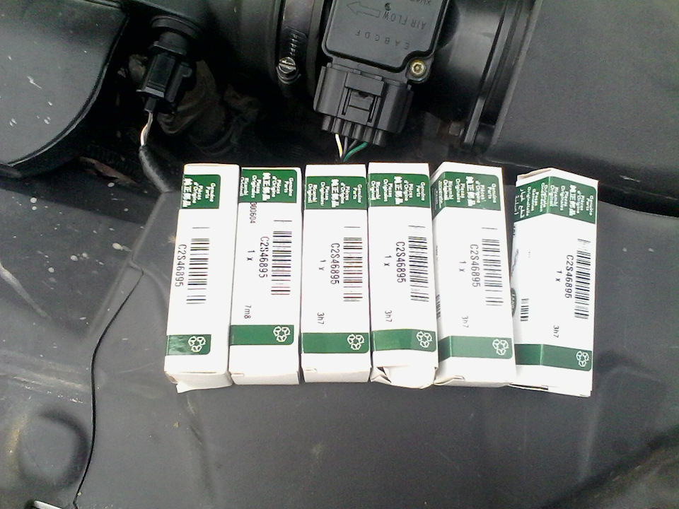 C2S46895 Свеча зажигания Jaguar Land Rover | Запчасти на DRIVE2