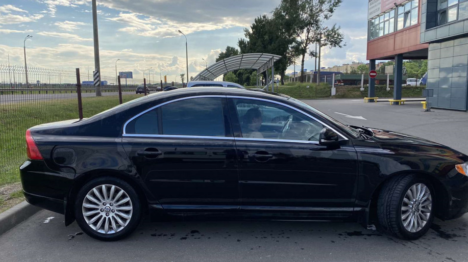 43. Хромированные молдинги дверей — Volvo S80 (2G), 1,6 л, 2013 года ...