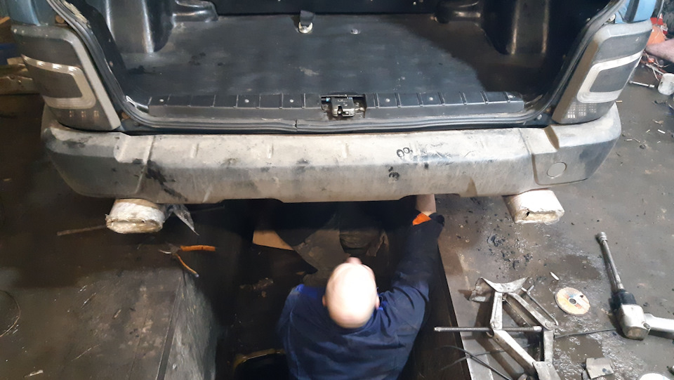 Двойной выхлоп — LADA 4x4 3D, 1,7 л., 2008 года | тюнинг | DRIVE2