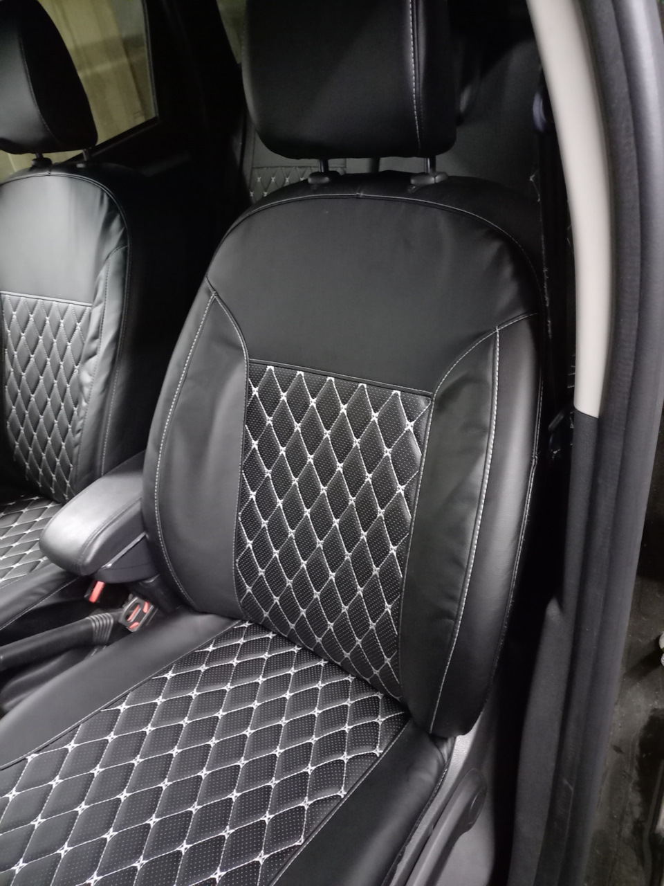Причехлились. — Nissan Terrano III, 2 л, 2018 года | аксессуары | DRIVE2