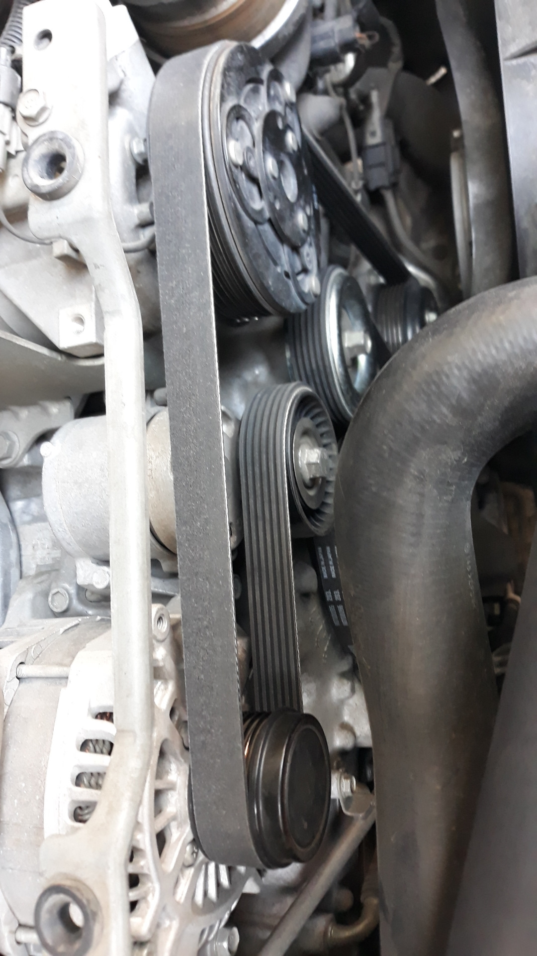 Замена обводного ремня. — Subaru Forester (SJ), 2 л, 2014 года | визит ...