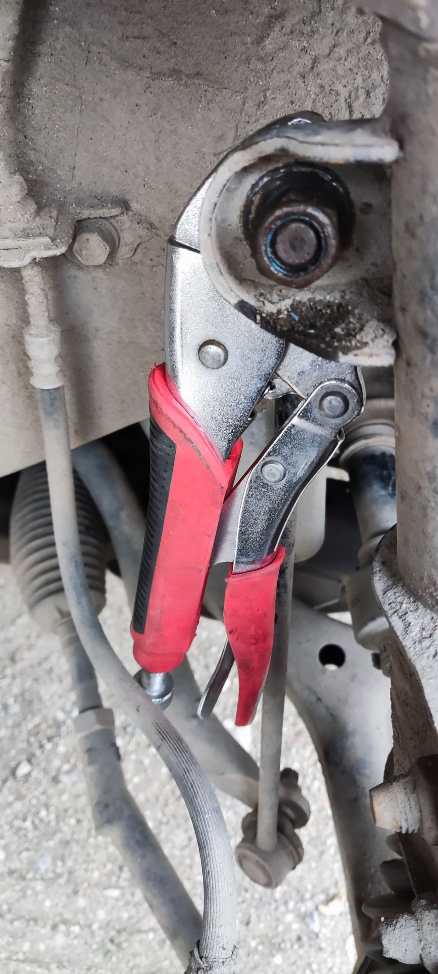 Замена передних стоек стабилизатора Санта фе 2 — Hyundai Santa Fe (2G ...