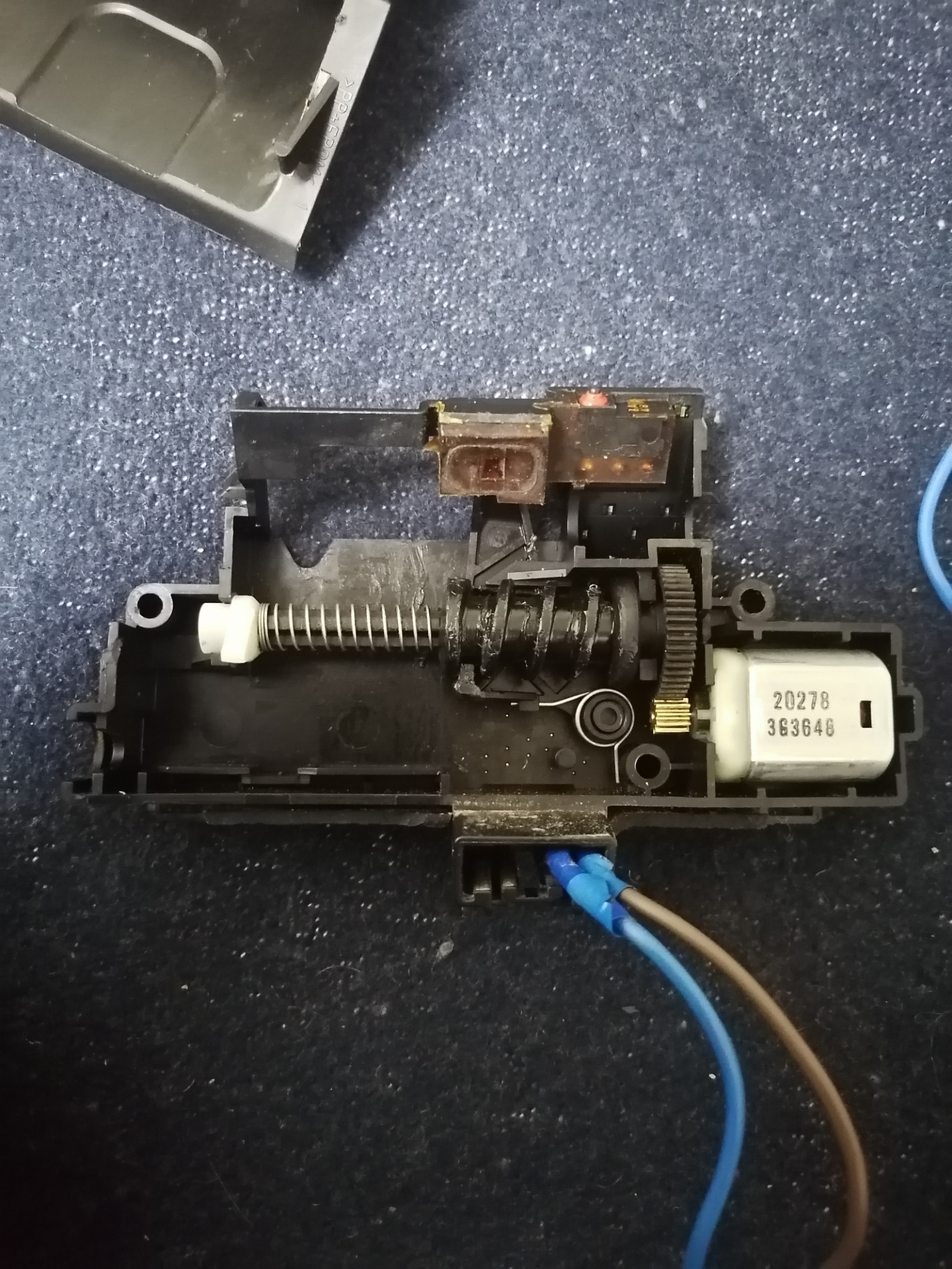 Замок багажника (пятой двери) продолжение — Land Rover Freelander 2, 2 ...