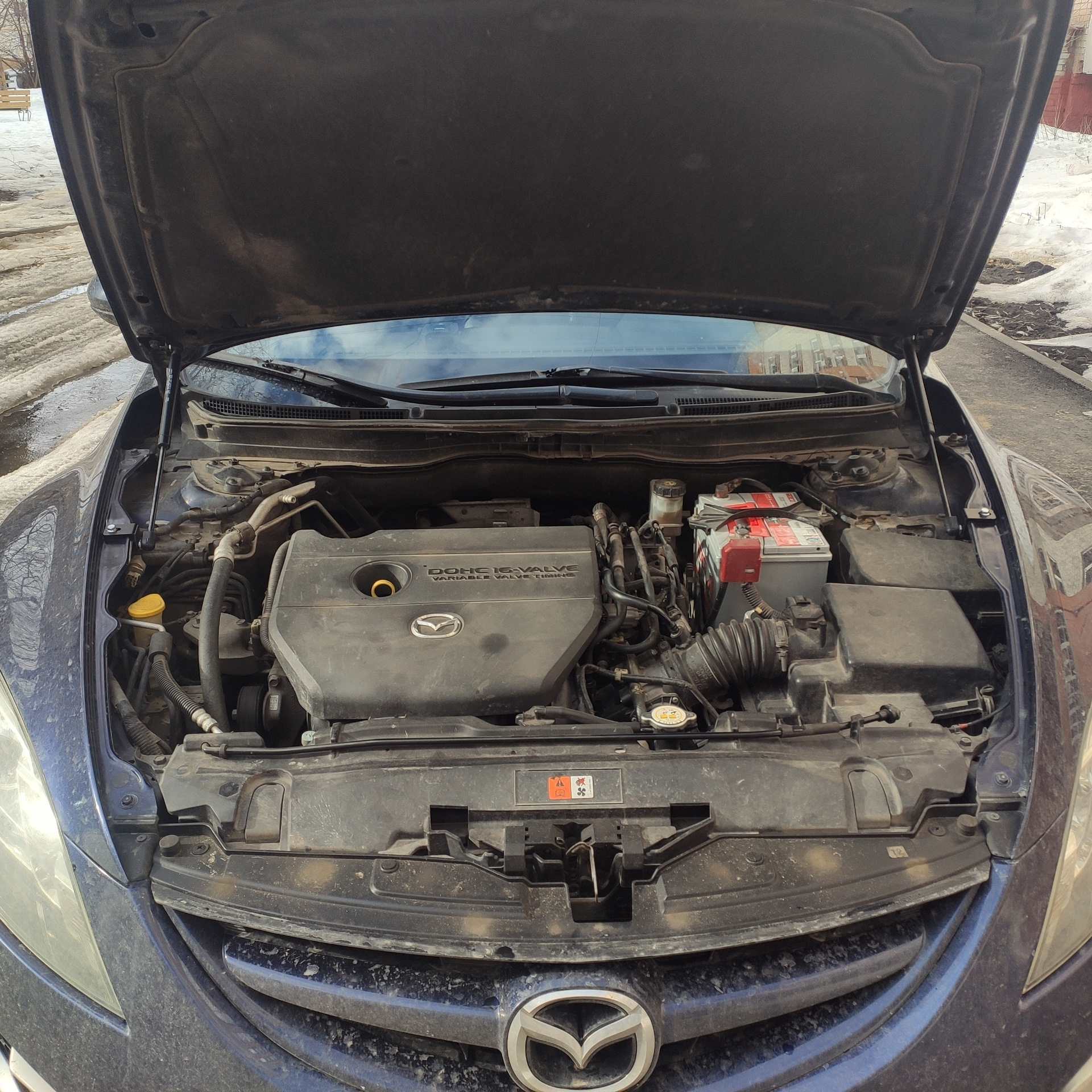 Установка газовых упоров капота Mazda 6GH — Mazda 6 (2G) GH, 2 л, 2008 года | тюнинг | DRIVE2