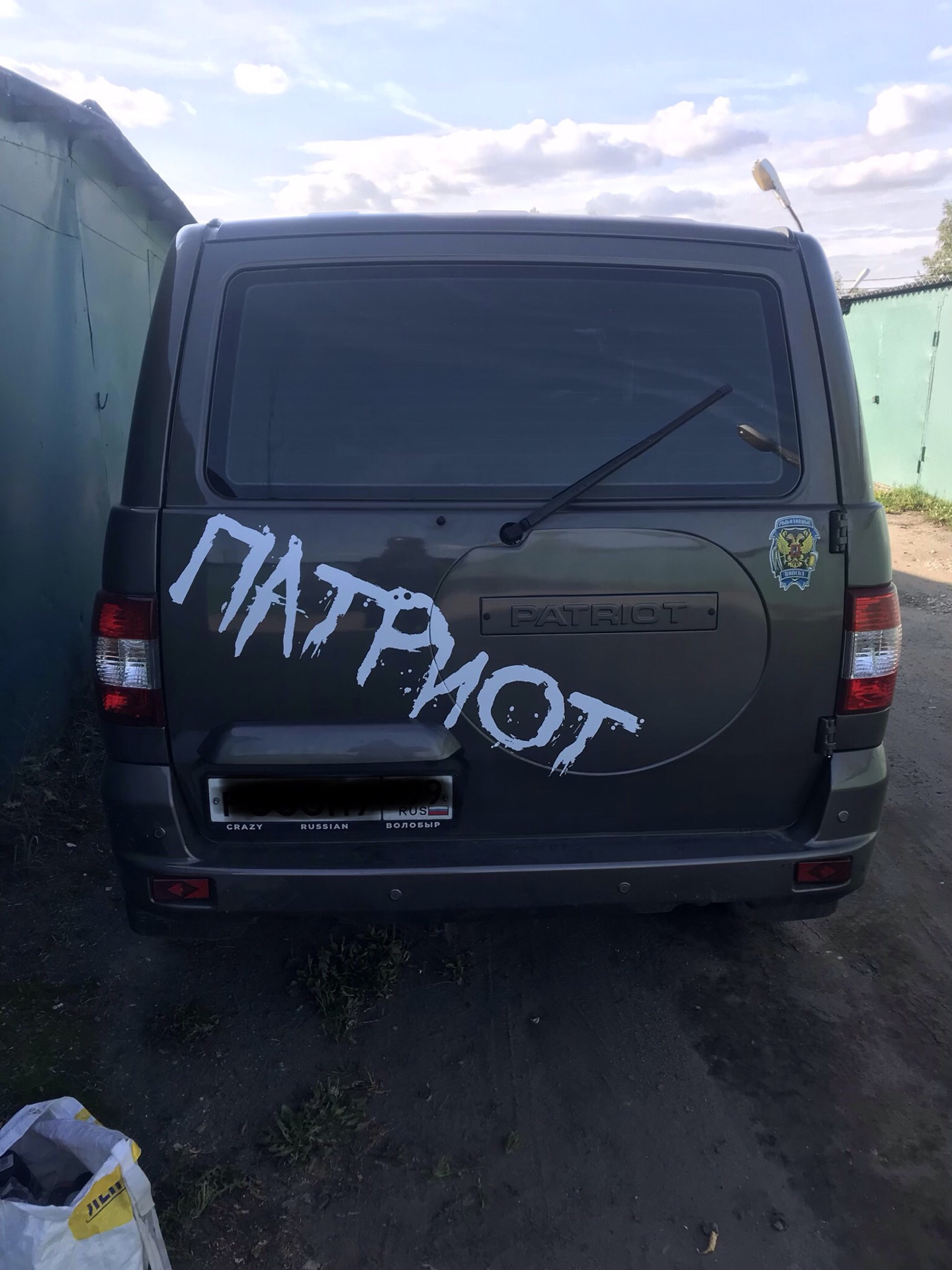 Заглушка и татушка — УАЗ Patriot, 2,7 л, 2019 года | тюнинг | DRIVE2