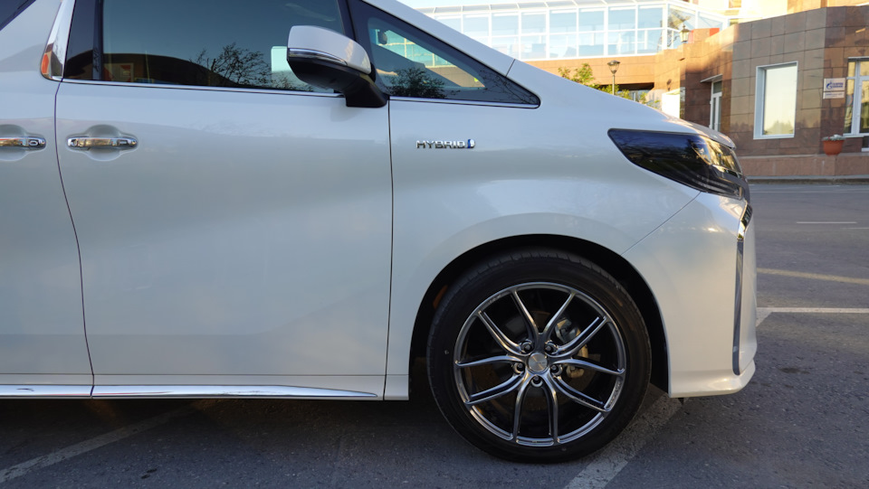 RAYS Homura 2x5 TW R20 на Toyota Alphard — Toyota Alphard (3G), 2,5 л ...