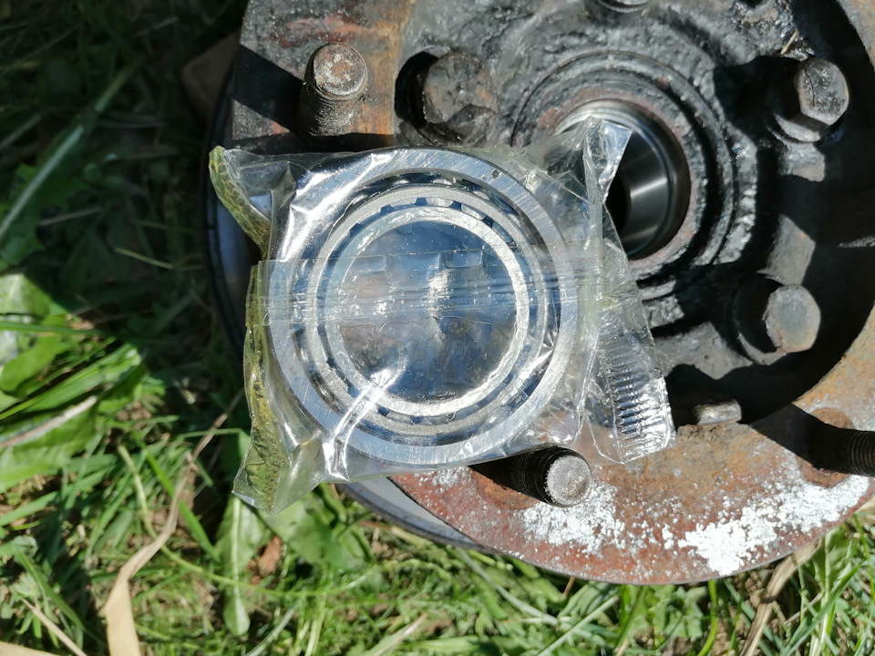 Очередное ТО кормильца — Mercedes-Benz Sprinter (1G), 2,7 л, 2002 года ...