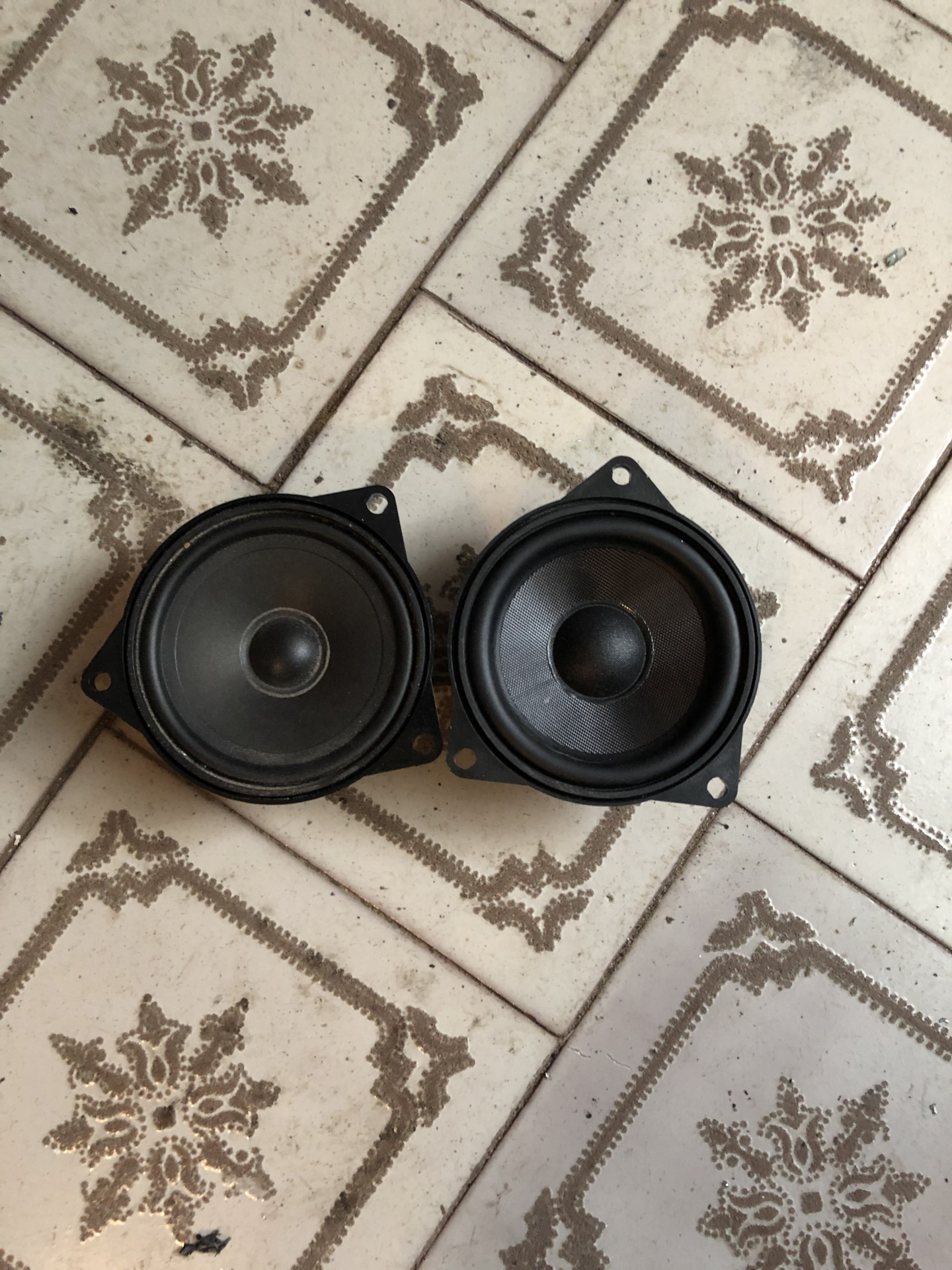 73] Динамики от Harman/Kardon [Top-HIFI] (S677A) — BMW 1 series (E81 ...