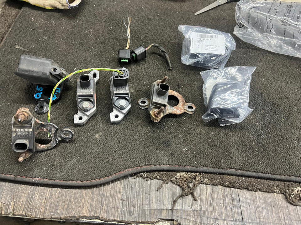 Audi Q5 8R. DRC (CDC) – амортизаторы с регулировкой жесткости. Опция PR ...