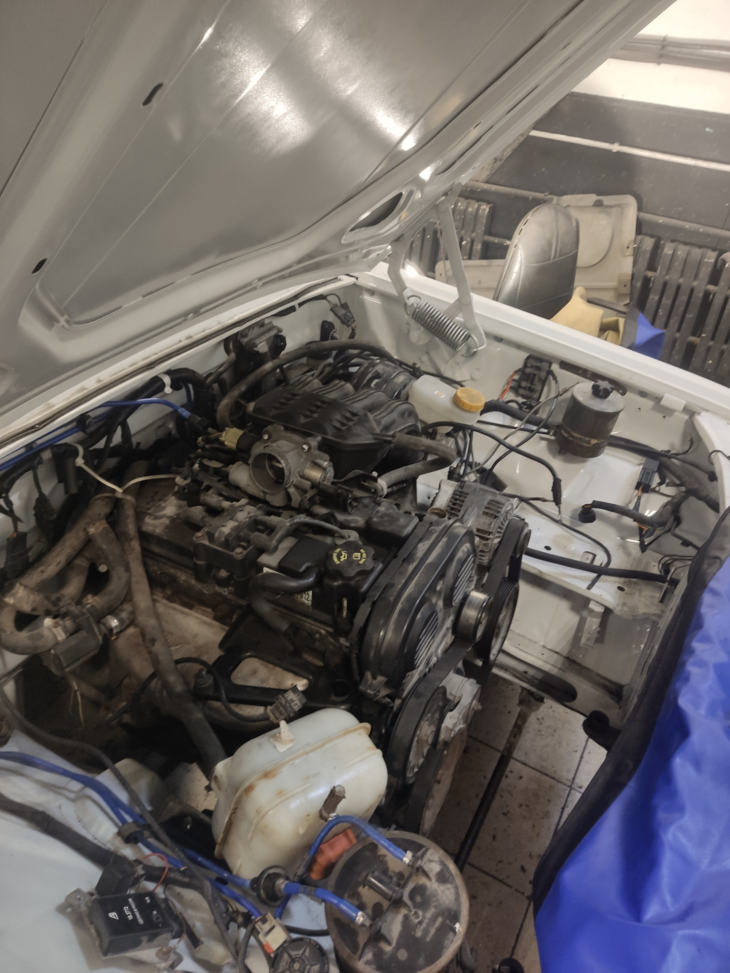 Двигатель кпп дома — ГАЗ 31105, 2,3 л, 2006 года | другое | DRIVE2