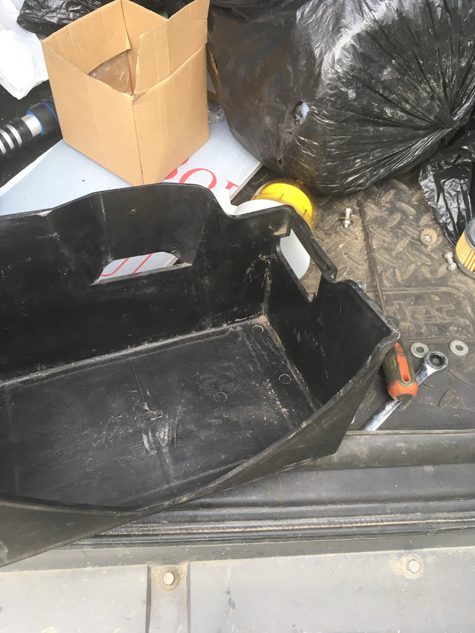 Установка сепаратора Dahl 65 — Mitsubishi Pajero (4G), 3,2 л, 2008 года ...