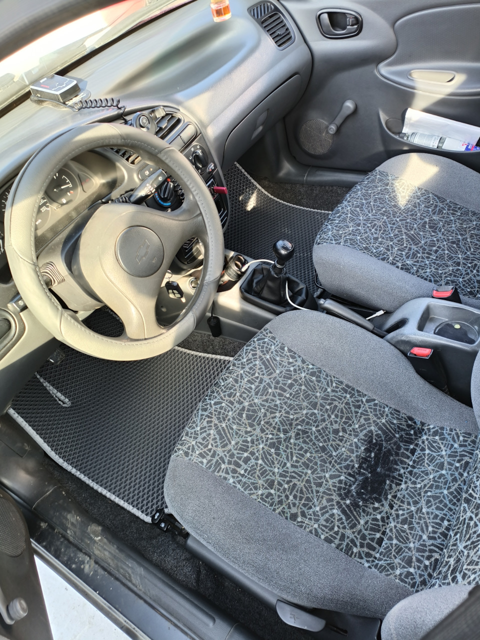 Коврики EVA — Chevrolet Lanos, 1,5 л, 2007 года | аксессуары | DRIVE2