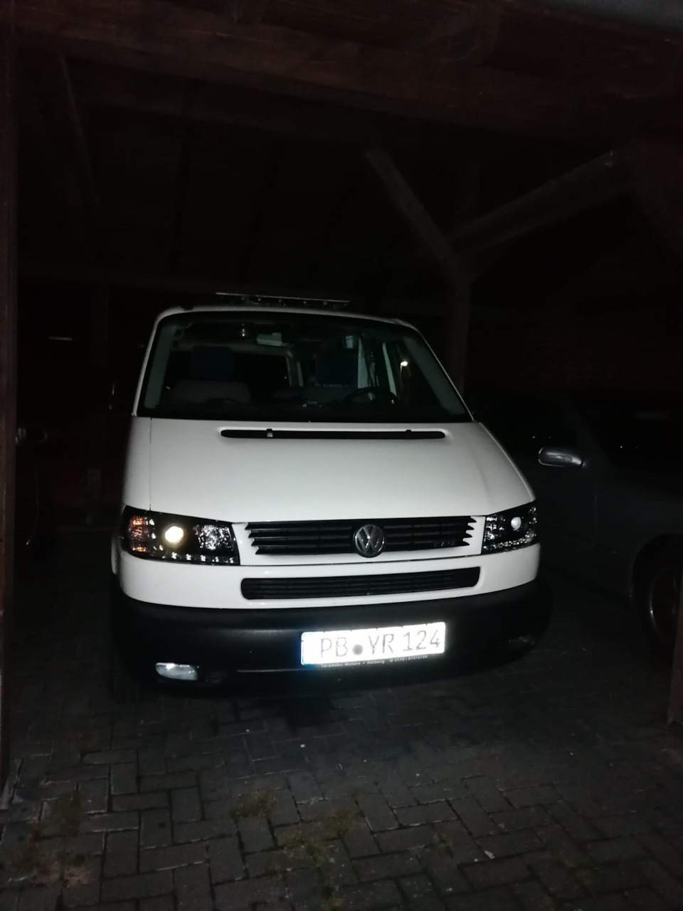 Новые фары — Volkswagen Transporter T4, 2,5 л, 2003 года | стайлинг ...
