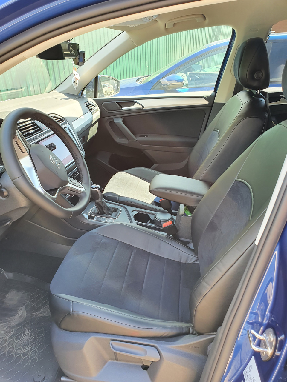 Обязательная программа — чехлы для кресел. — Volkswagen Tiguan (2G), 1 ...