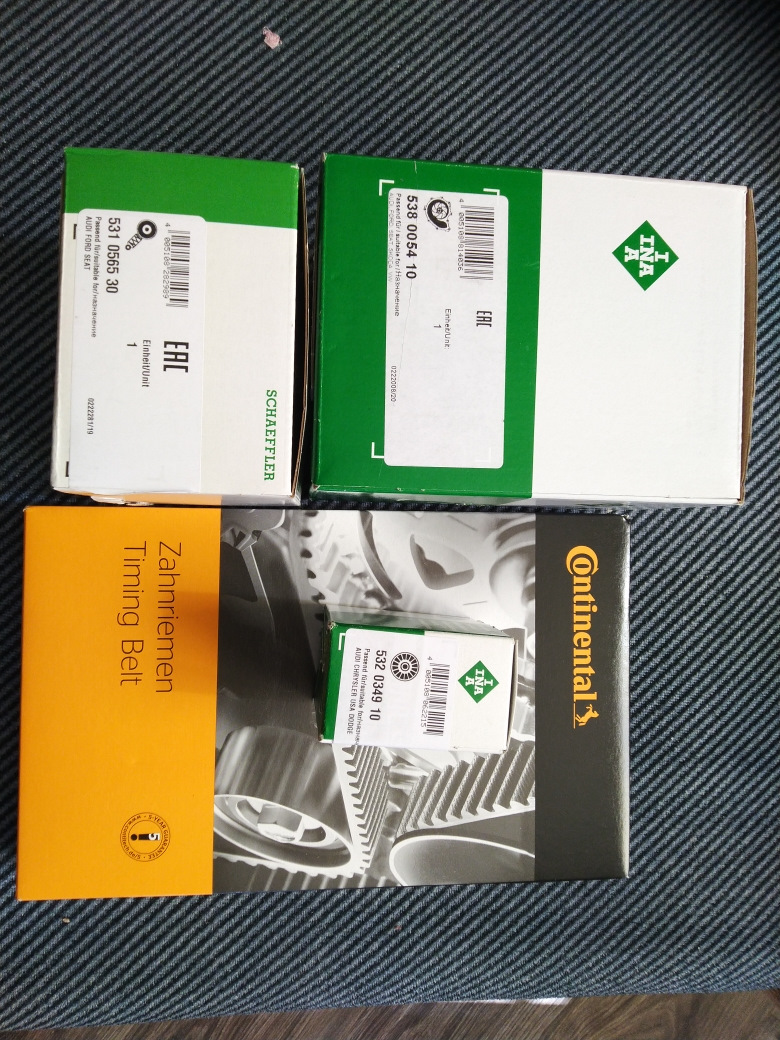 Подготовка к замене комплекта ГРМ — Audi A2, 1,4 л, 2004 года ...