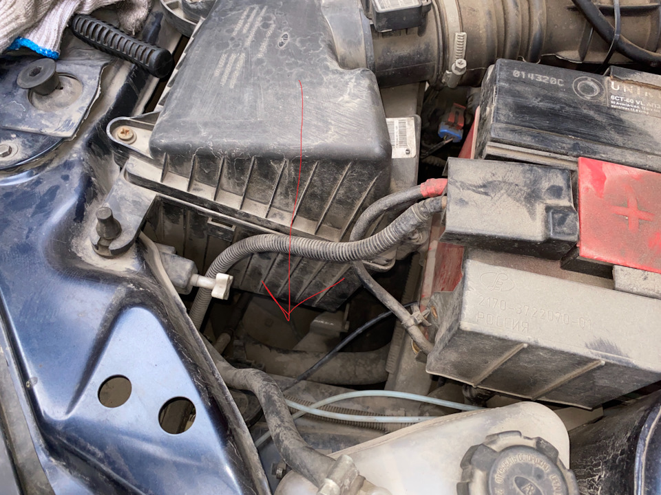 Отказ почти всей электроники — Lada Гранта (1G), 1,6 л, 2012 года ...