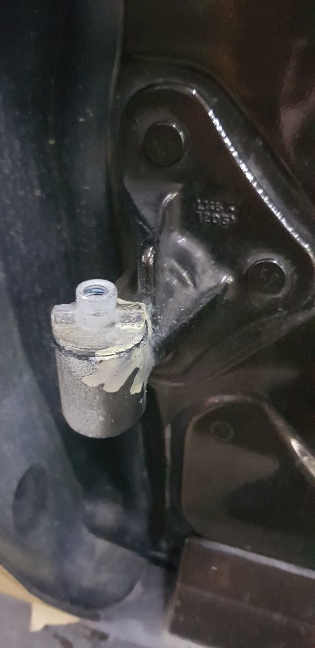 Борьба с посторонними звуками. Петля. Часть 1 — Mercedes-Benz M-Class ...