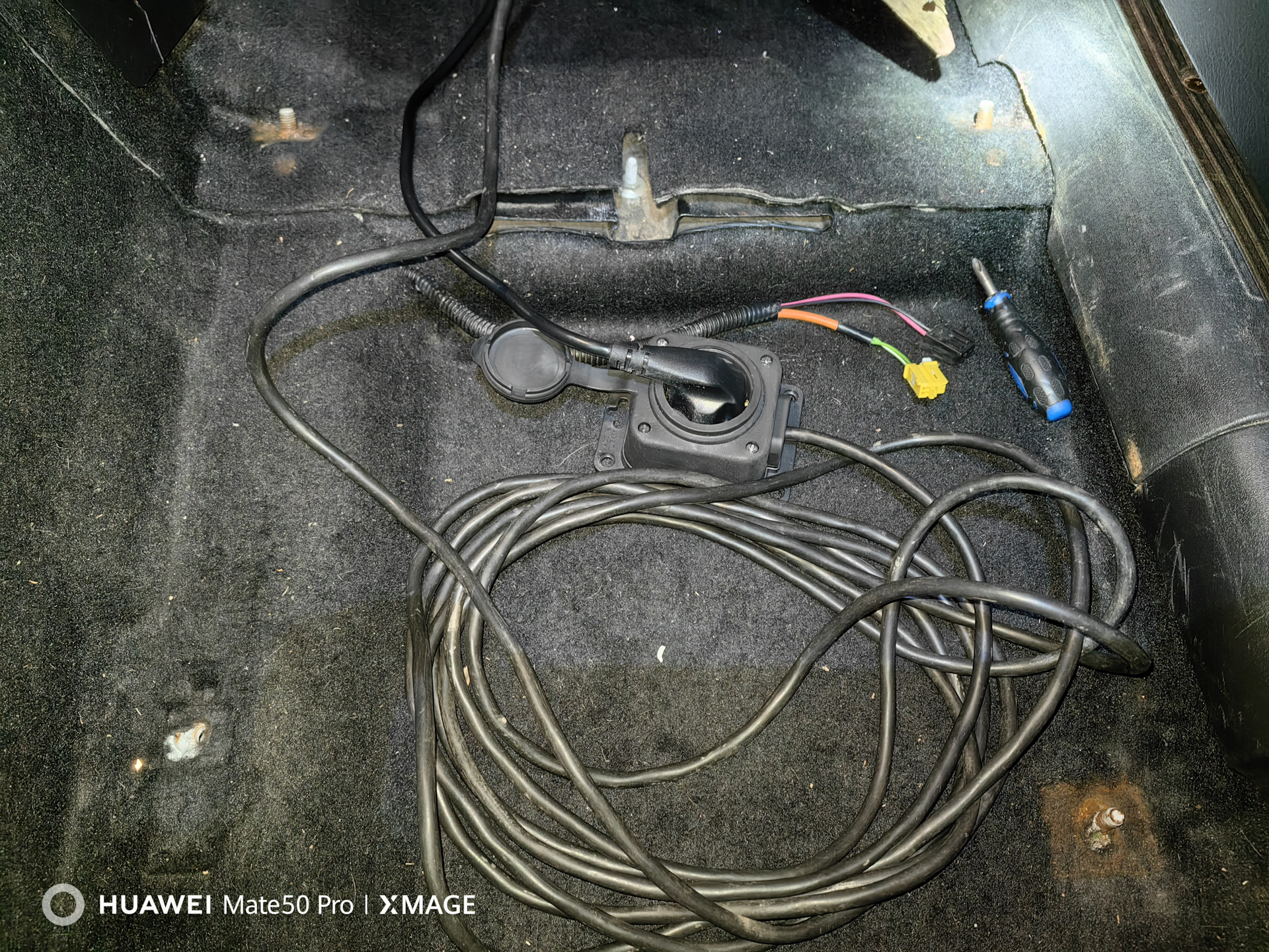 Установка Норвежского электро отопителя салона DEFA TERMINI II 1700 ...