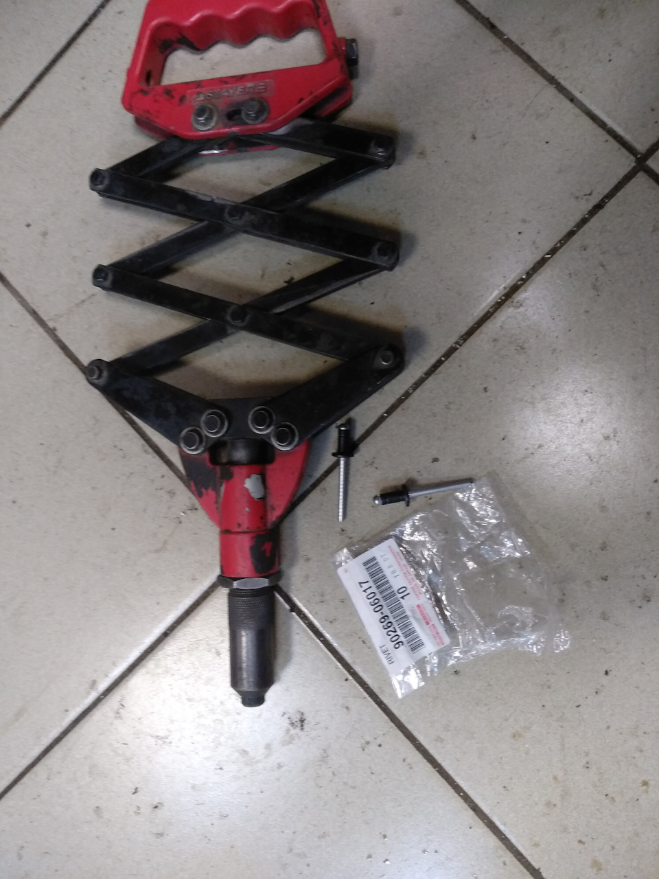 9026906017 Крепеж кузовных деталей TOYOTA TOYOTA LEXUS | Запчасти на DRIVE2