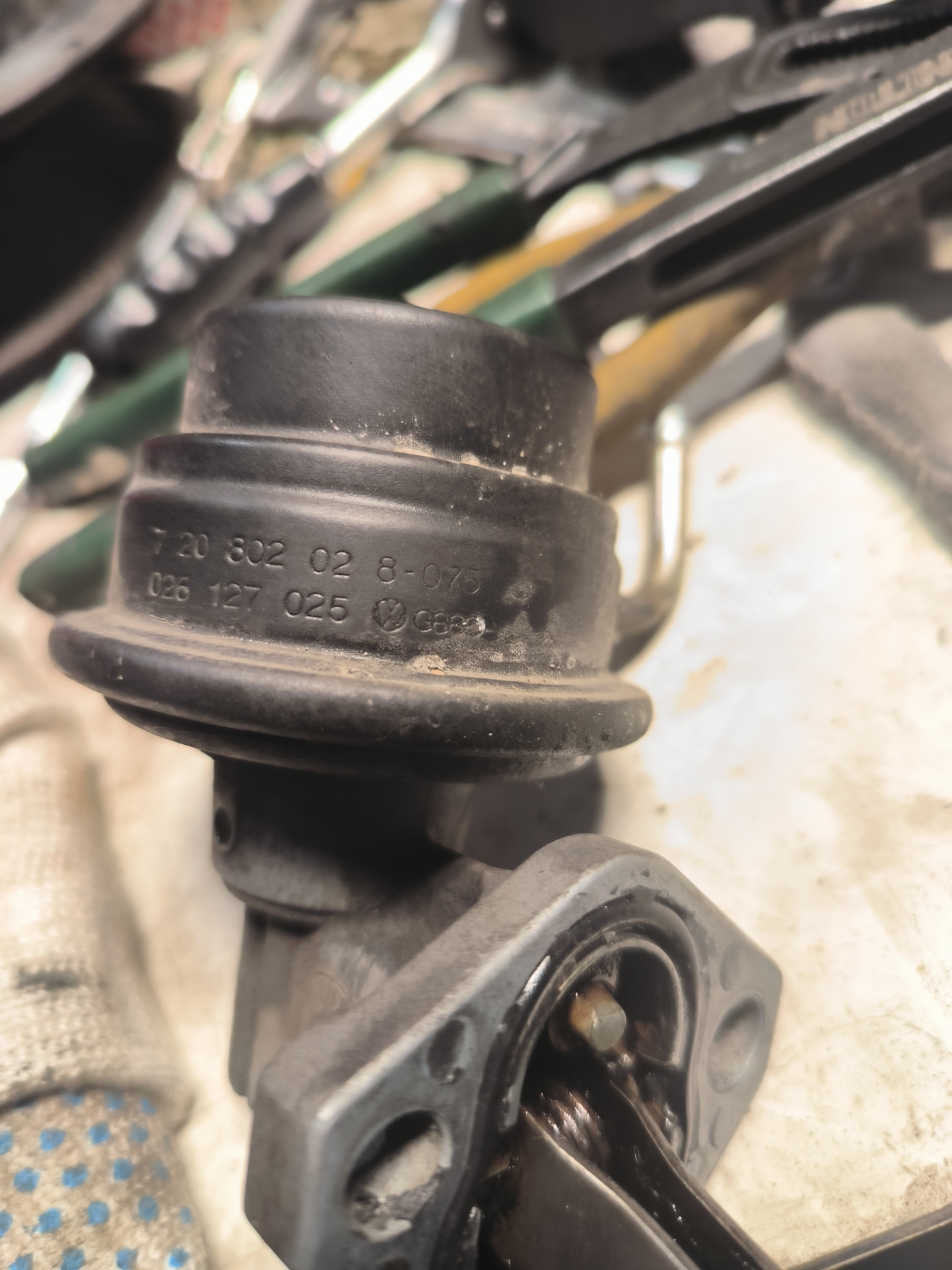 9 января 2024 замена бензонасоса — Volkswagen Golf Mk2, 1,6 л, 1988 ...