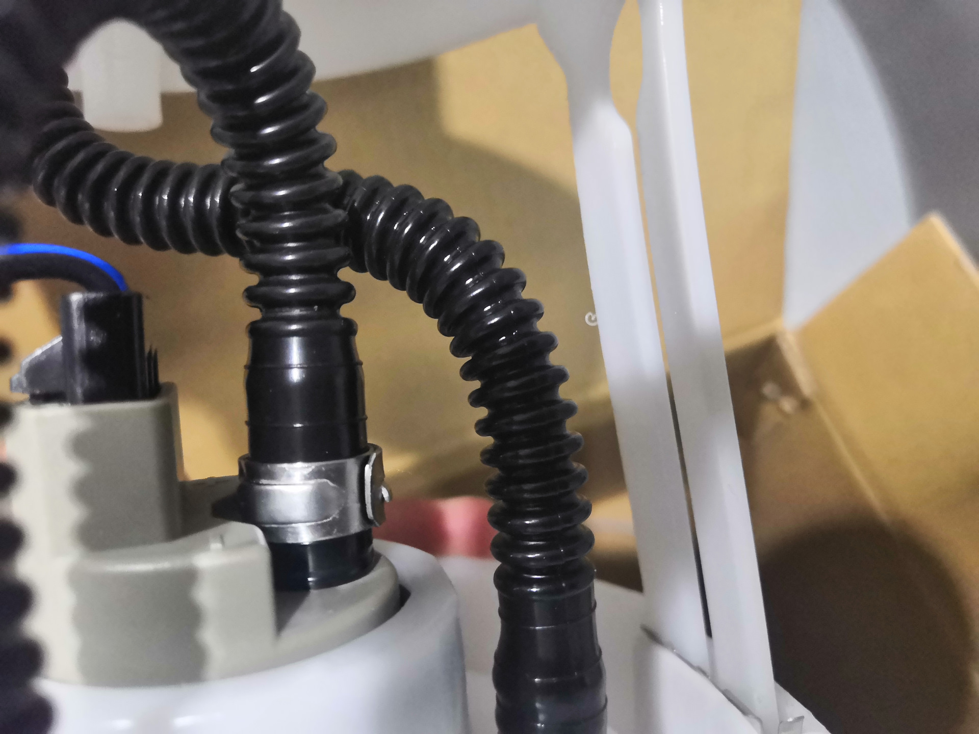 Окончательная замена бензонасоса — Mazda 6 (1G) GG, 1,8 л, 2006 года ...