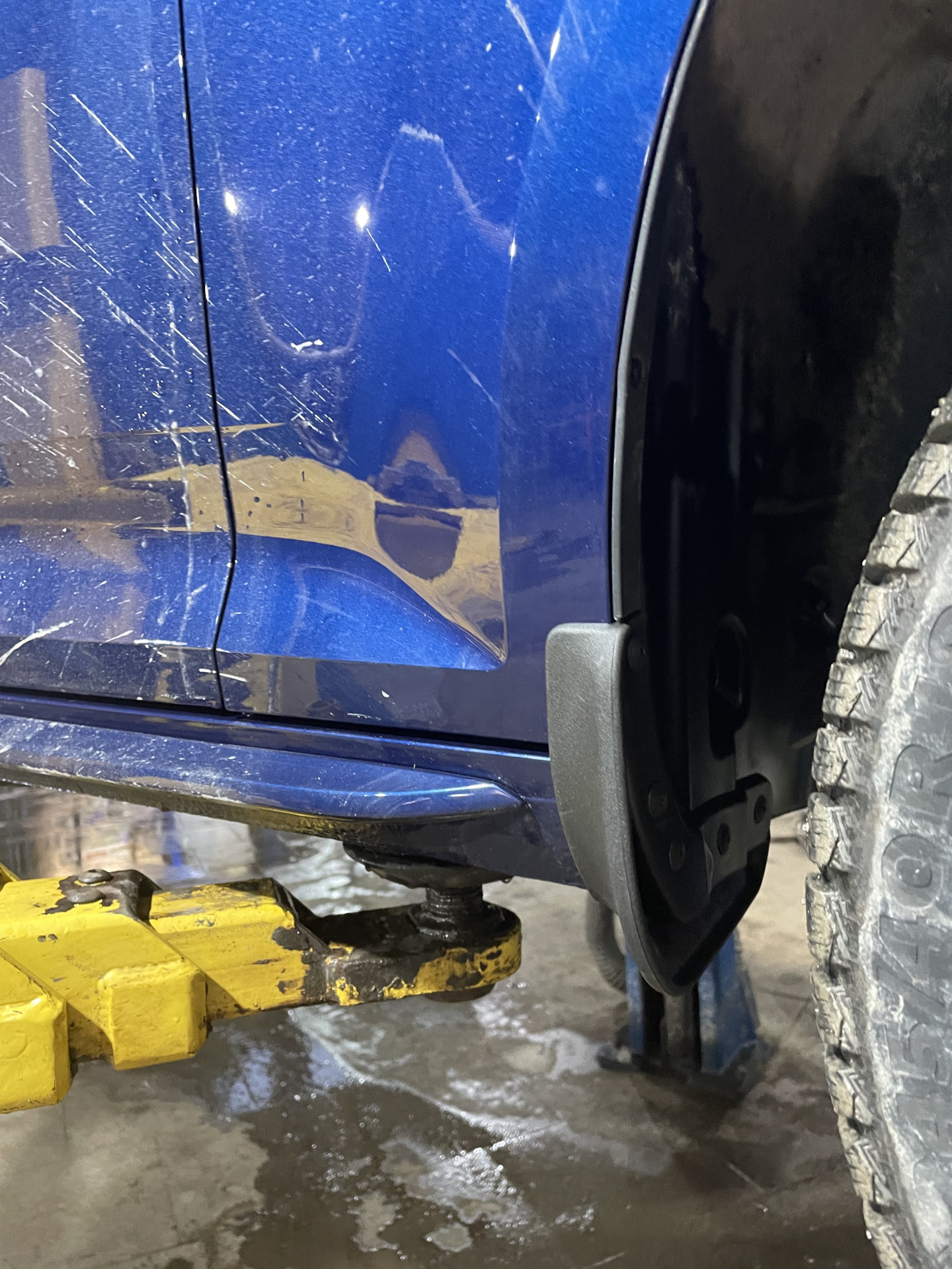 Брызговики на A4B9 — Audi A4 (B9), 2 л, 2016 года | стайлинг | DRIVE2