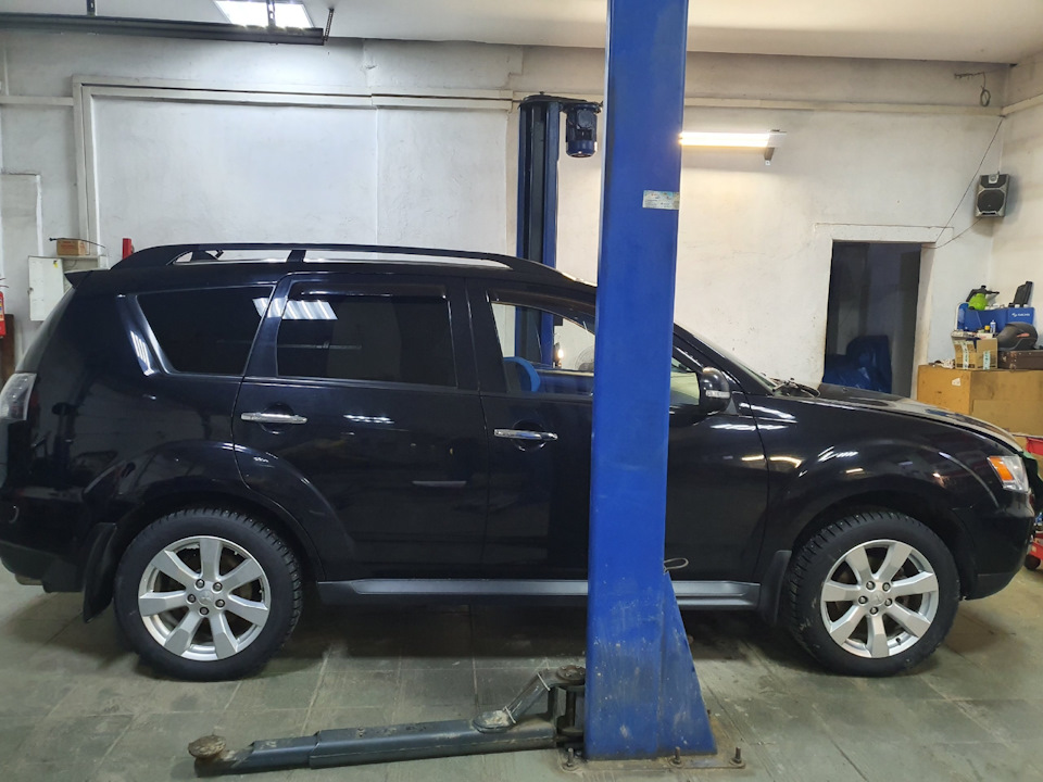 Замена масла cvt, установка радиатора на вариатор, замена задних стоек ...