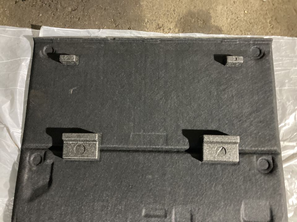 Пол багажника BMW F20 на BMW 1 series (F20), BMW 1 series (F21). Б/у ...