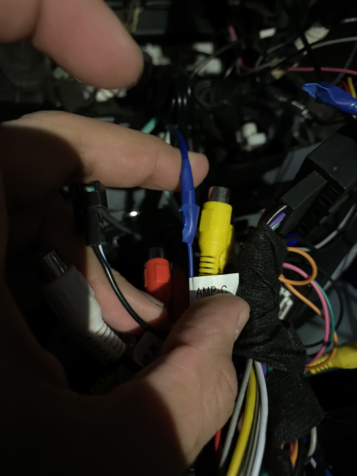 DL Audio Barracuda 12A Flat — Ford Focus Wagon III, 1,6 л, 2013 года ...