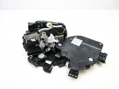 Е***** дверные замки — Land Rover Range Rover (4G), 4,4 л, 2017 года ...