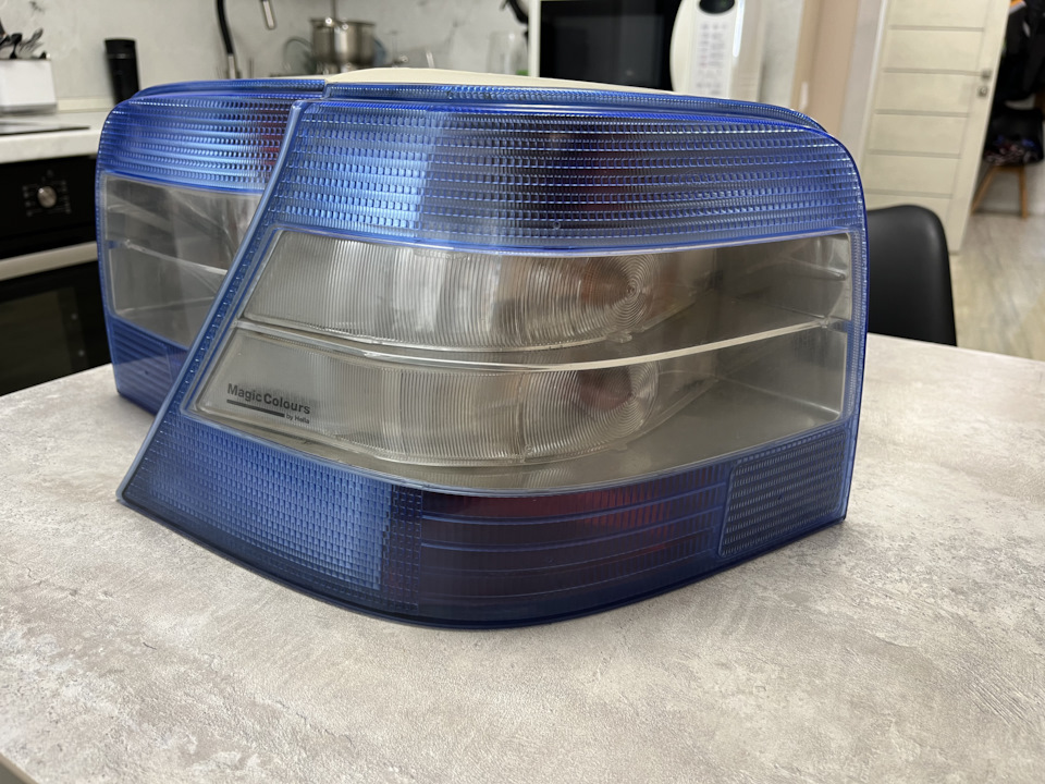 Hella Magic Colours — пост продажи — Volkswagen Golf Mk4, 1,8 л, 2002 ...