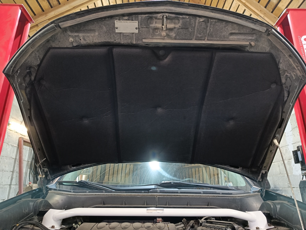 Замена масла в АКПП, утеплителя капота, электромагнитных клапанов и ...