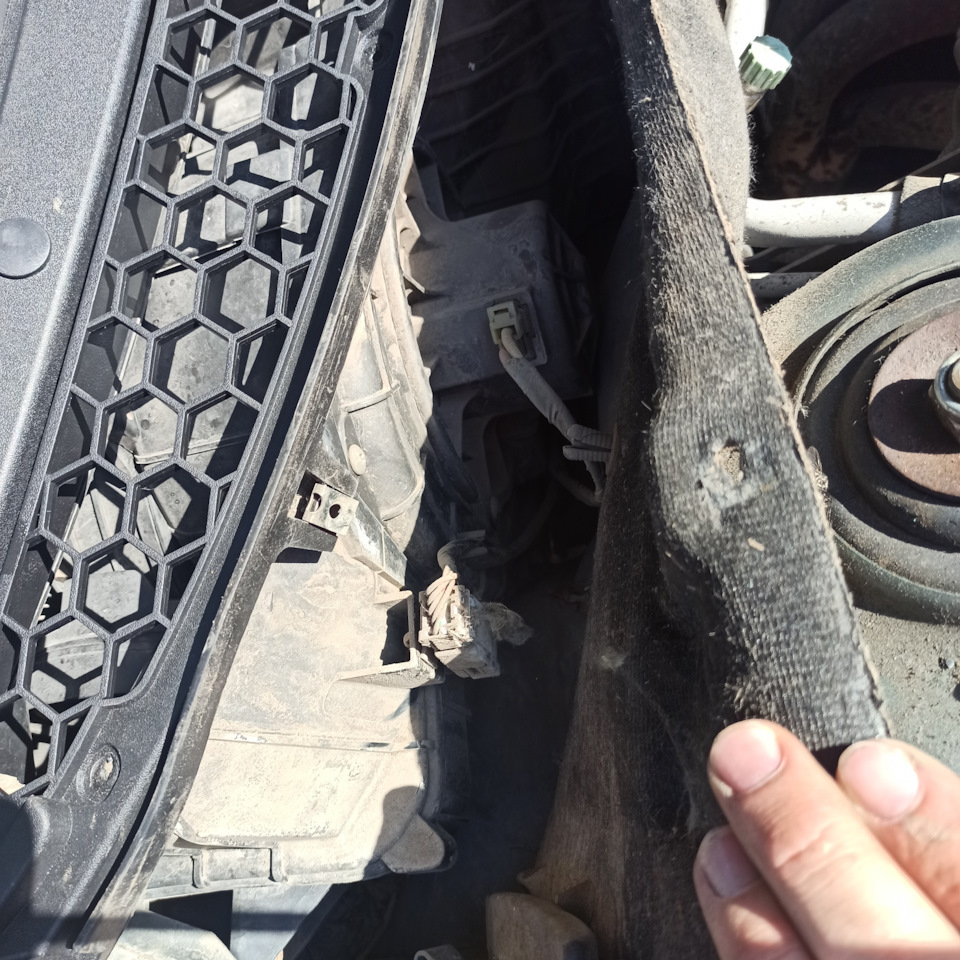 Жабо приора 2 — Lada Приора хэтчбек, 1,6 л, 2010 года | стайлинг | DRIVE2