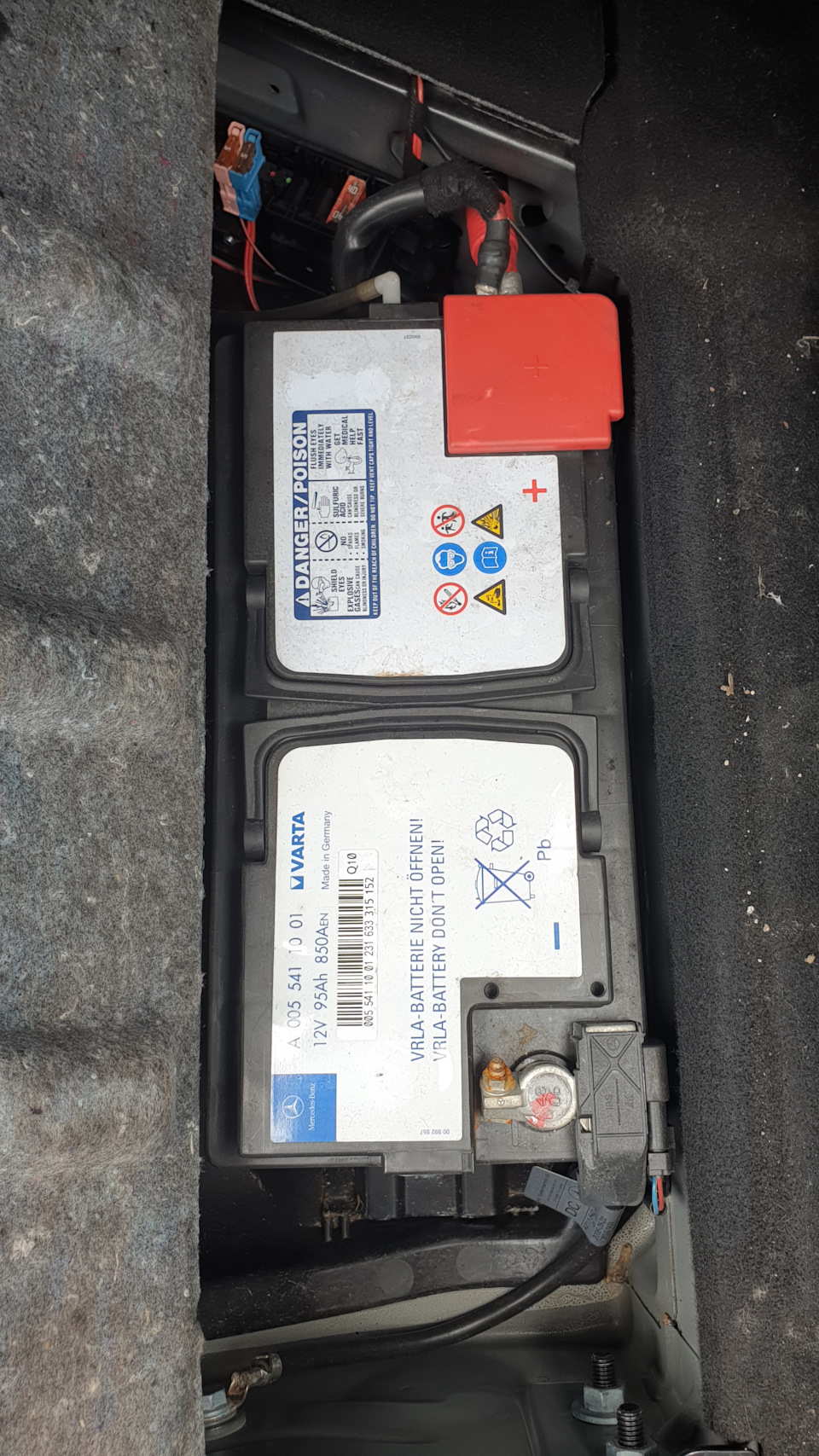 A0055411001 Стартерная аккумуляторная батарея Mercedes | Запчасти на DRIVE2