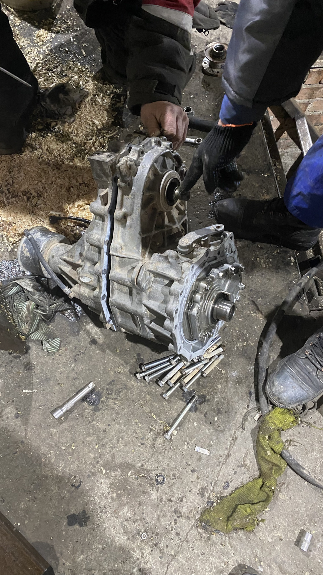 Раздатка — Nissan NP300, 2,5 л, 2013 года | поломка | DRIVE2