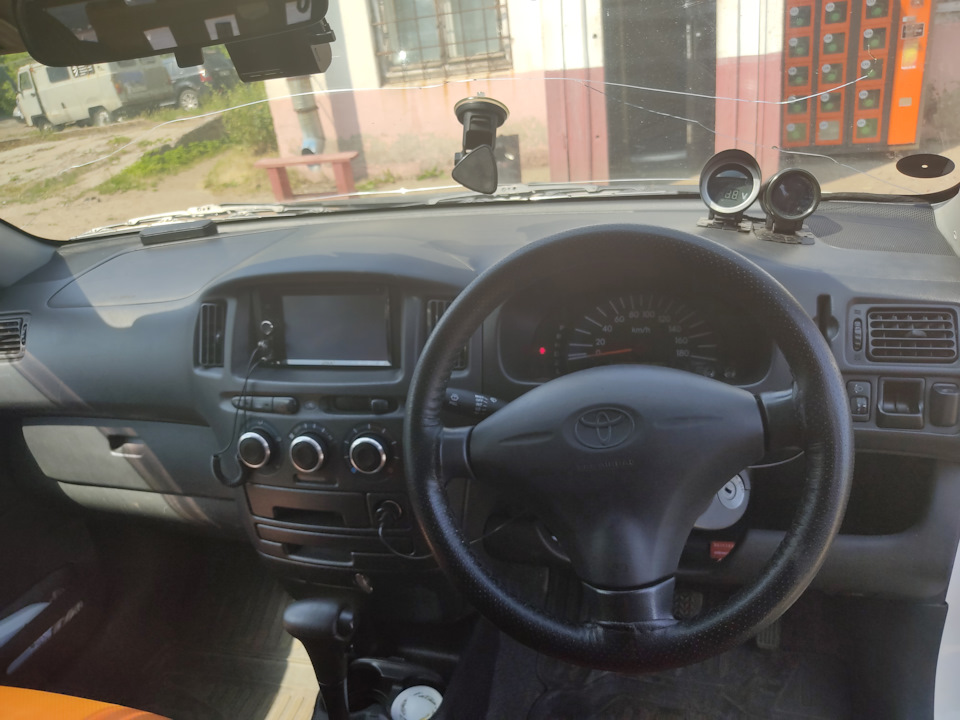 072: Тахометр и датчик t°c ОЖ — Toyota Probox, 1,5 л, 2007 года | визит ...