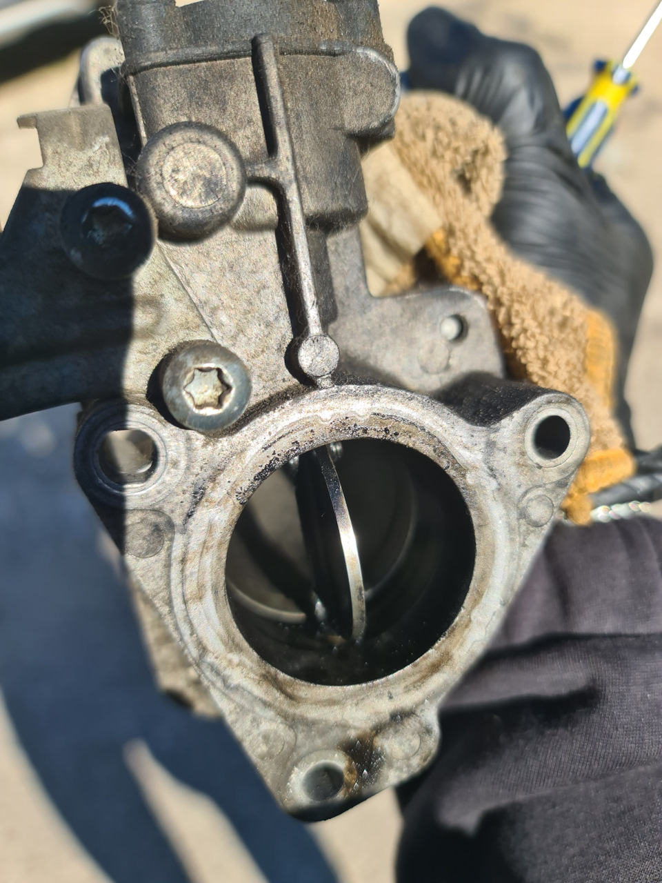 Дроссельная заслонка на дизеле — Opel Astra H, 1,3 л, 2008 года ...