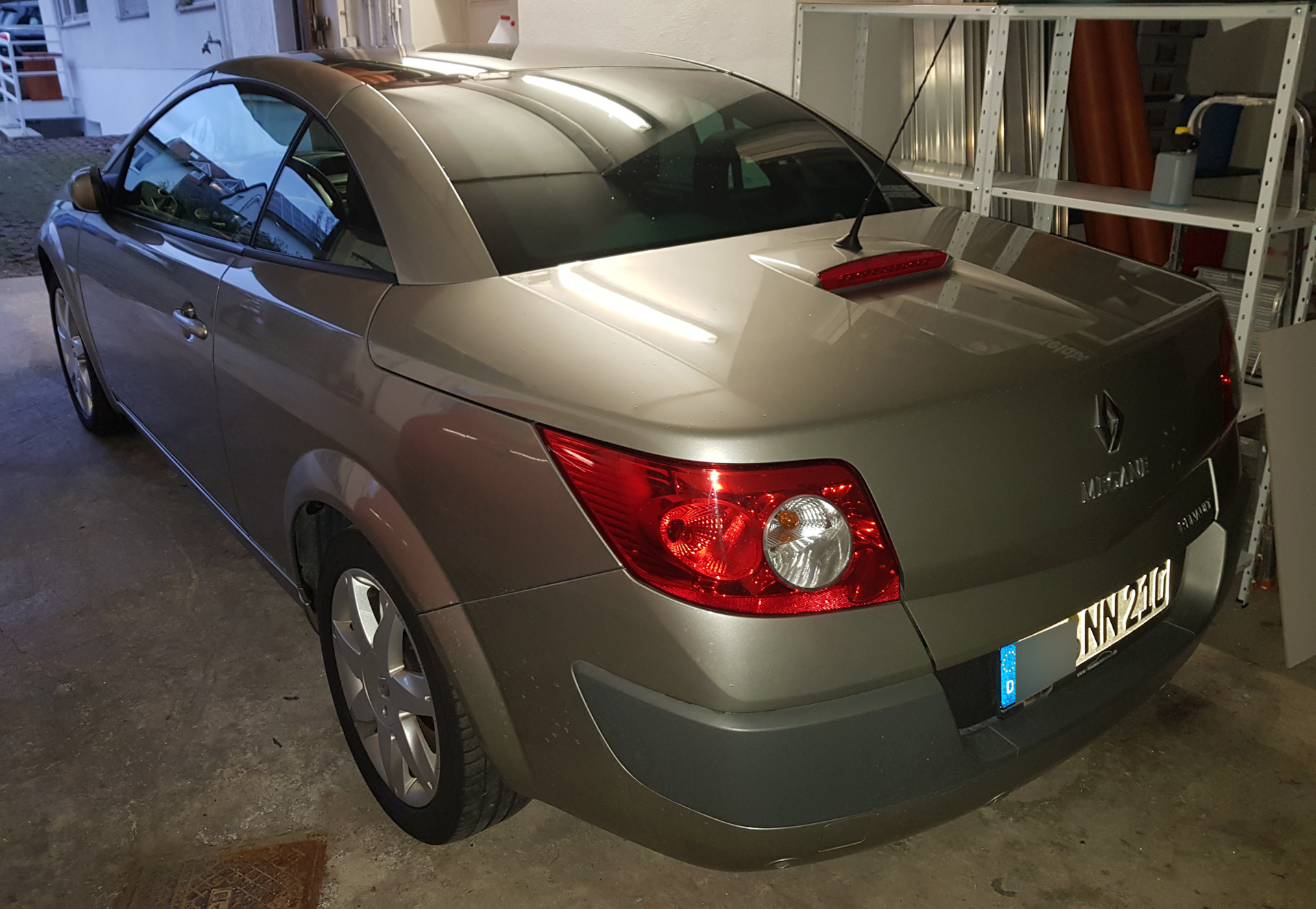 Первые фотки. — Renault Megane CC II, 2 л, 2007 года | фотография | DRIVE2