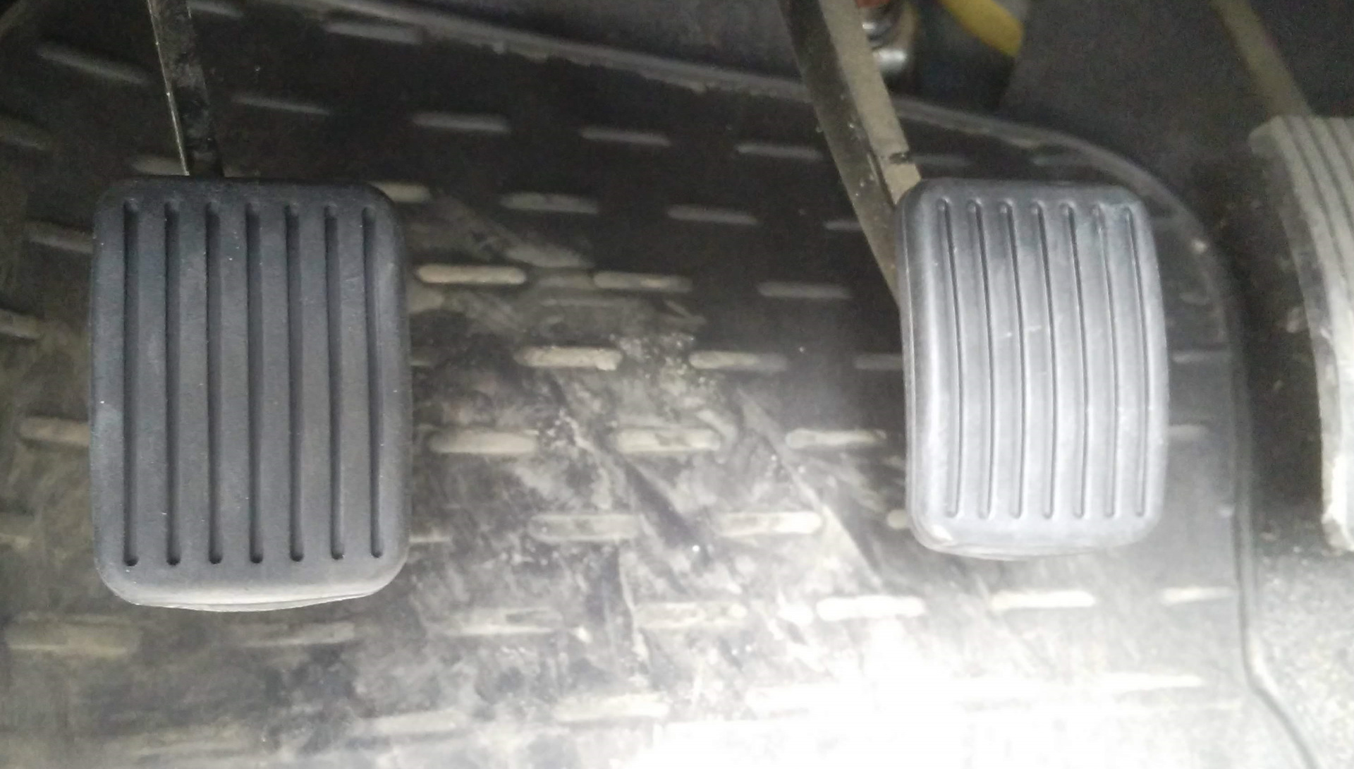 Свечи Beru Z73 + накладки на педаль — Hyundai Getz, 1,4 л, 2005 года ...