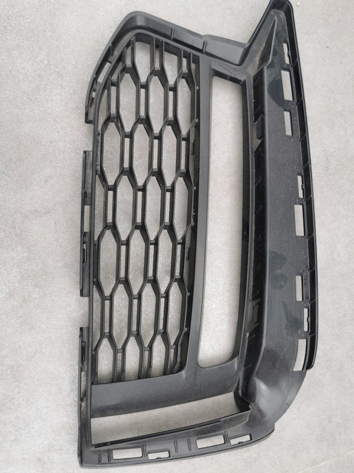 51118064963 Решетка воздухозаборника открытая Л BMW | Запчасти на DRIVE2