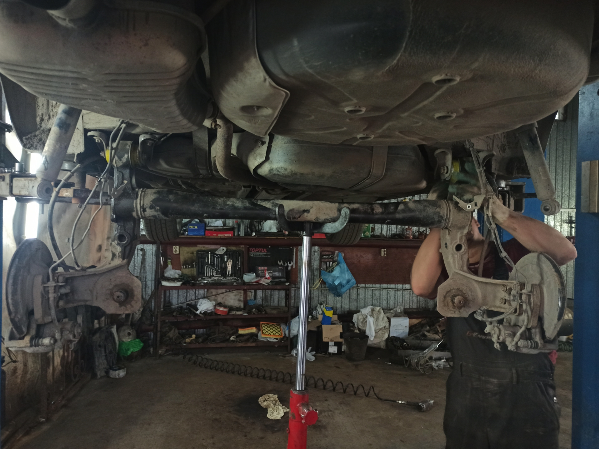 Полиуретановые сайлентблоки задней балки — Opel Astra H GTC, 1,6 л ...
