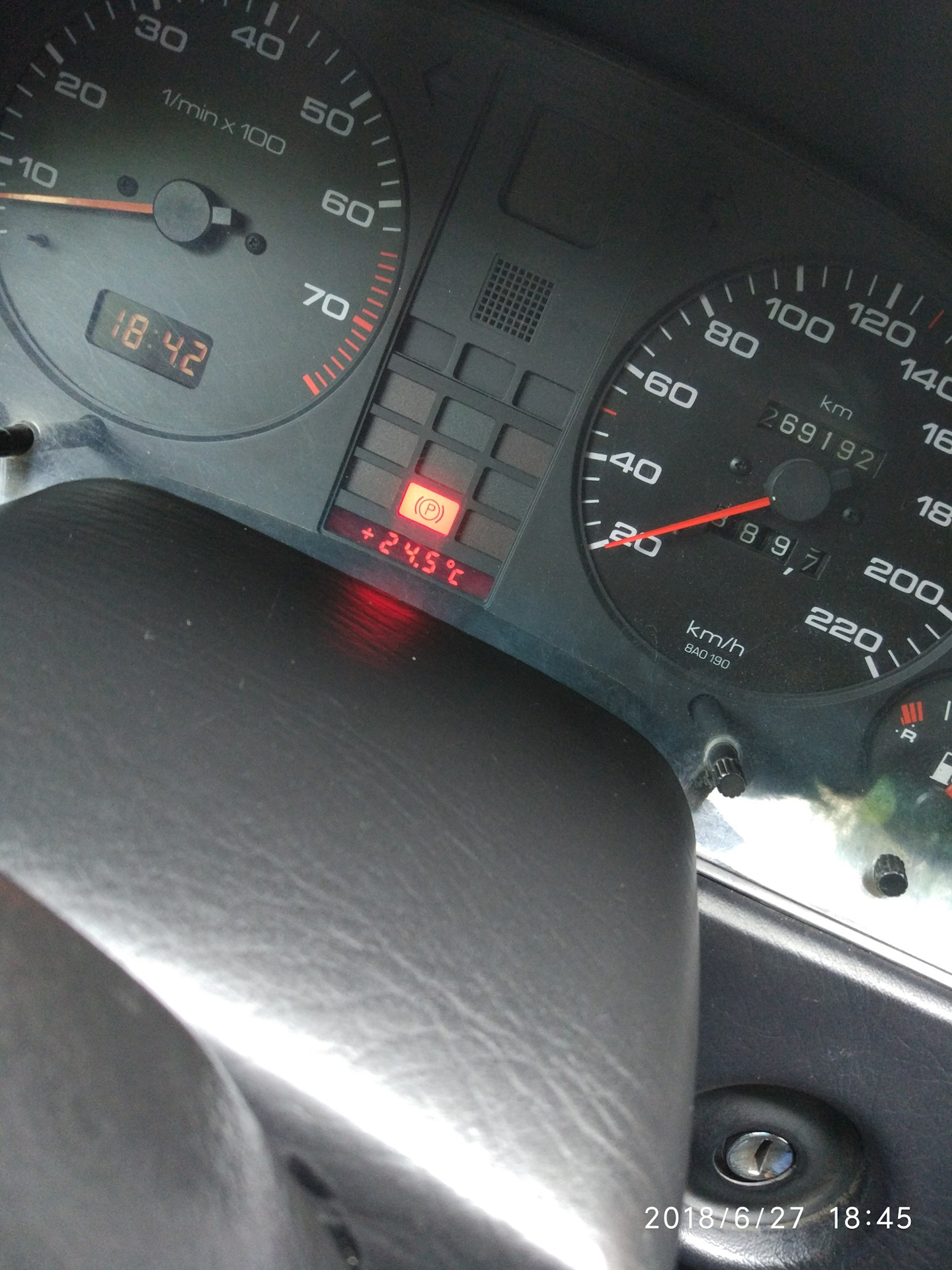 Датчик температуры воздуха — Audi 80 B4 2 л 1991 года своими