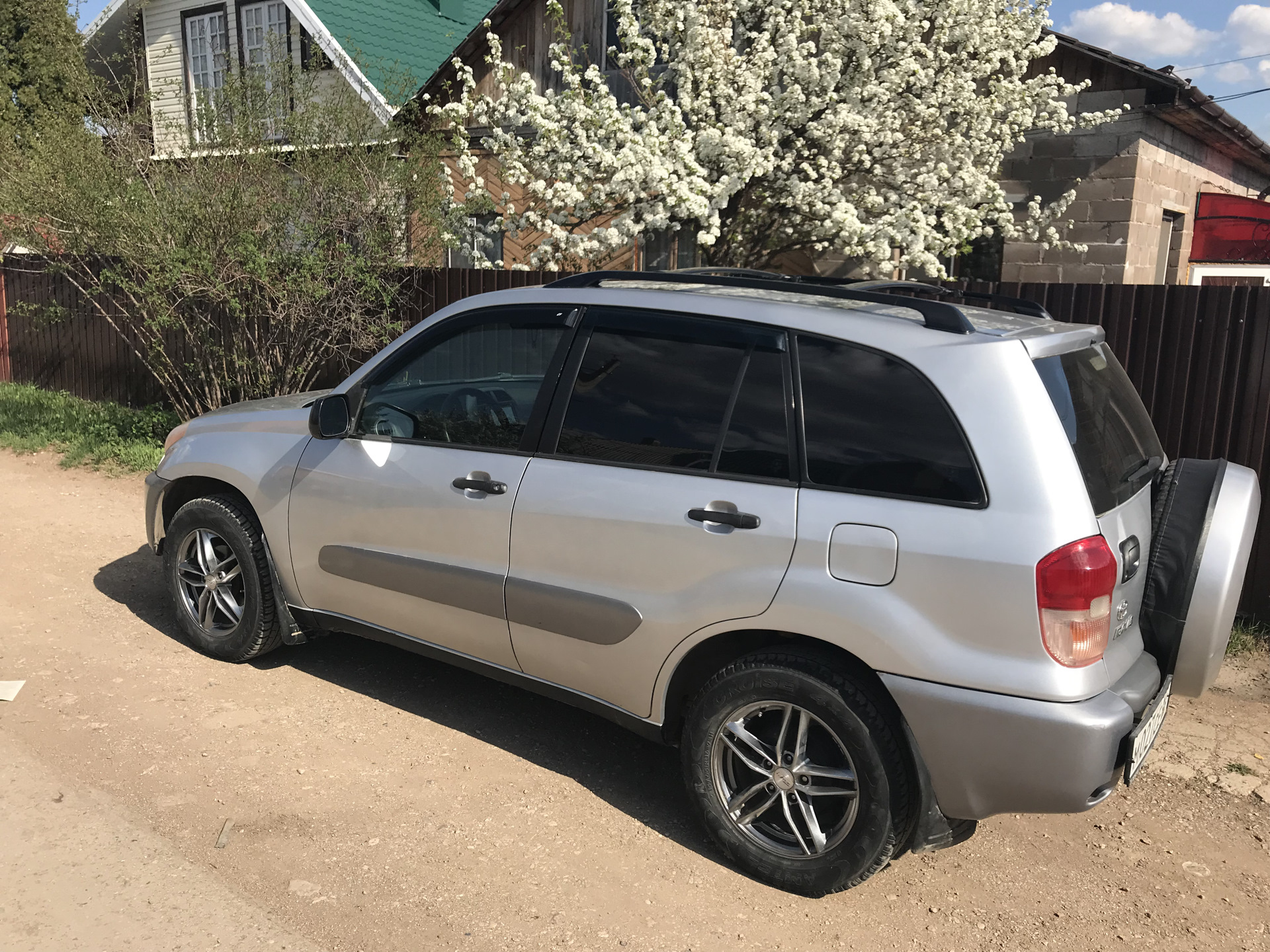 Нужна помощь, проблемы с вентиляторами — Toyota RAV4 (II), 2 л, 2002 ...