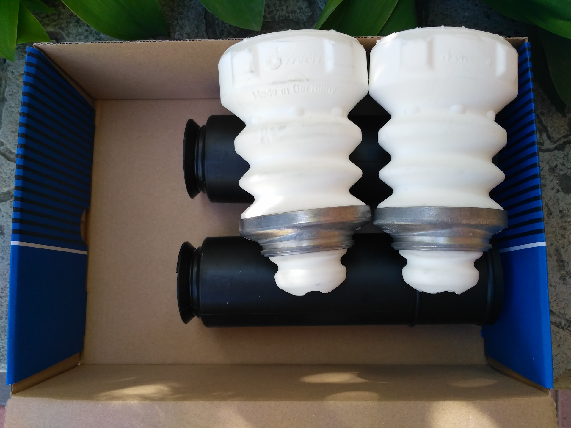 Sachs 900 119 и Febi 235 20 — Skoda Octavia A5 Mk2, 1,6 л, 2004 года ...