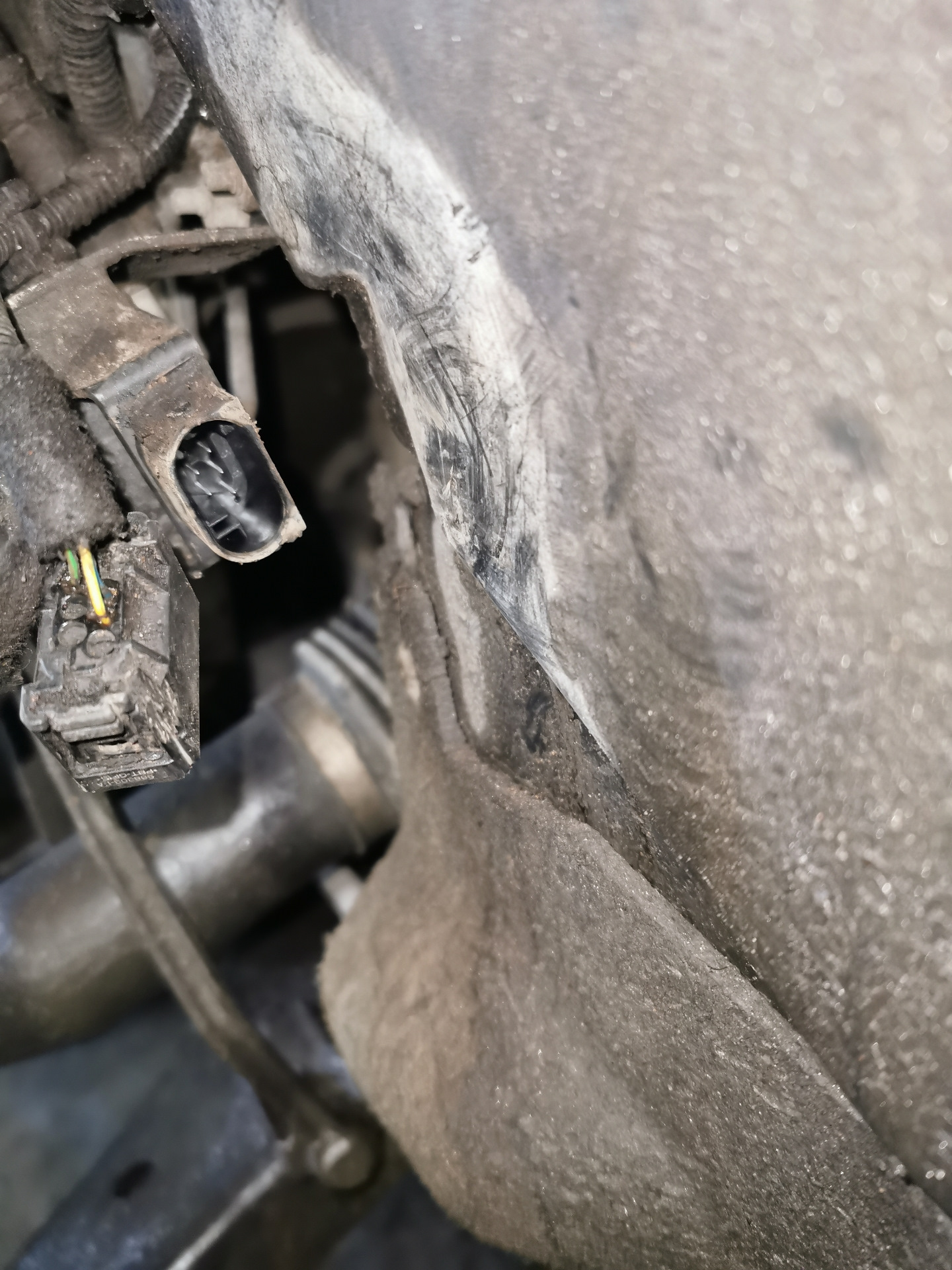 Ошибка по фарам HCM-B10431C — неисправный передний датчик положения ...