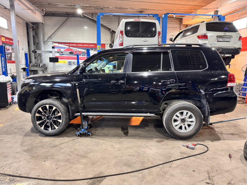 Поставил колеса R21 — Toyota Land Cruiser 200, 4,7 л, 2008 года ...
