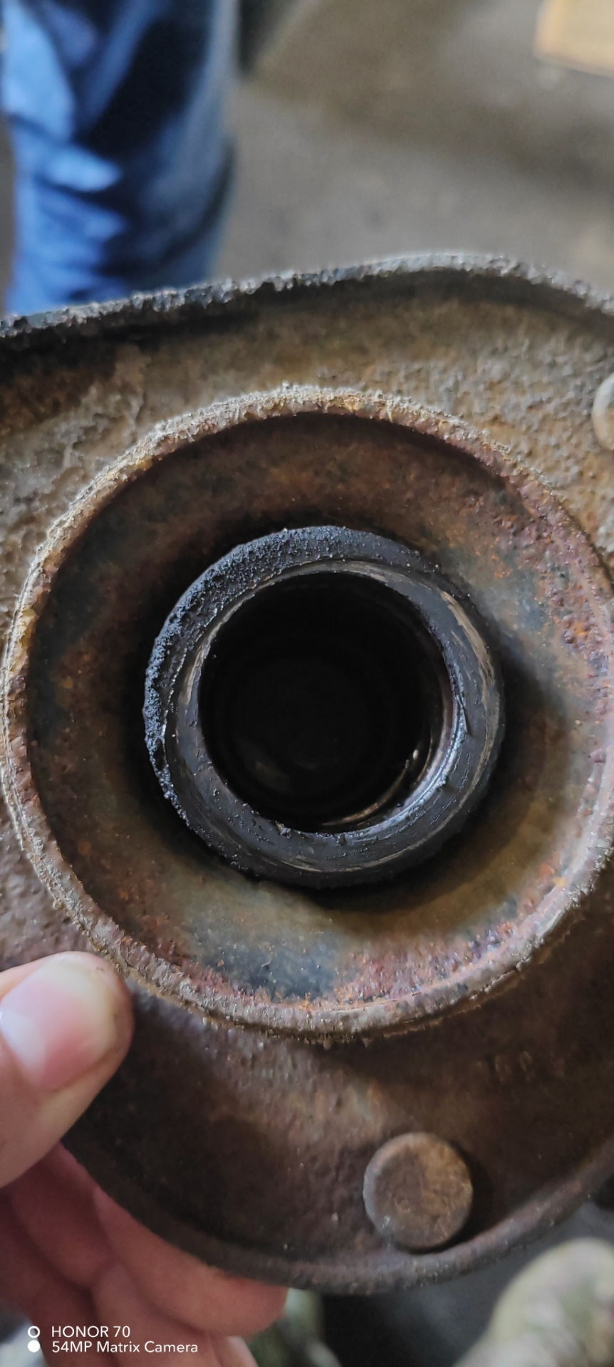 Работа по подвеске — Geely Emgrand X7, 2 л, 2014 года | визит на сервис ...